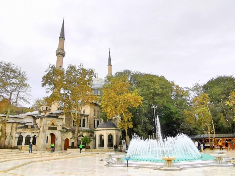 Eyüp Sultan ve Çevresinde Gezilecek Yerler, Eyüp