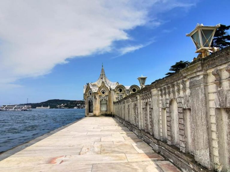 Beylerbeyi Palace - Where, How to Go, Entrance Fee, Cafeteria